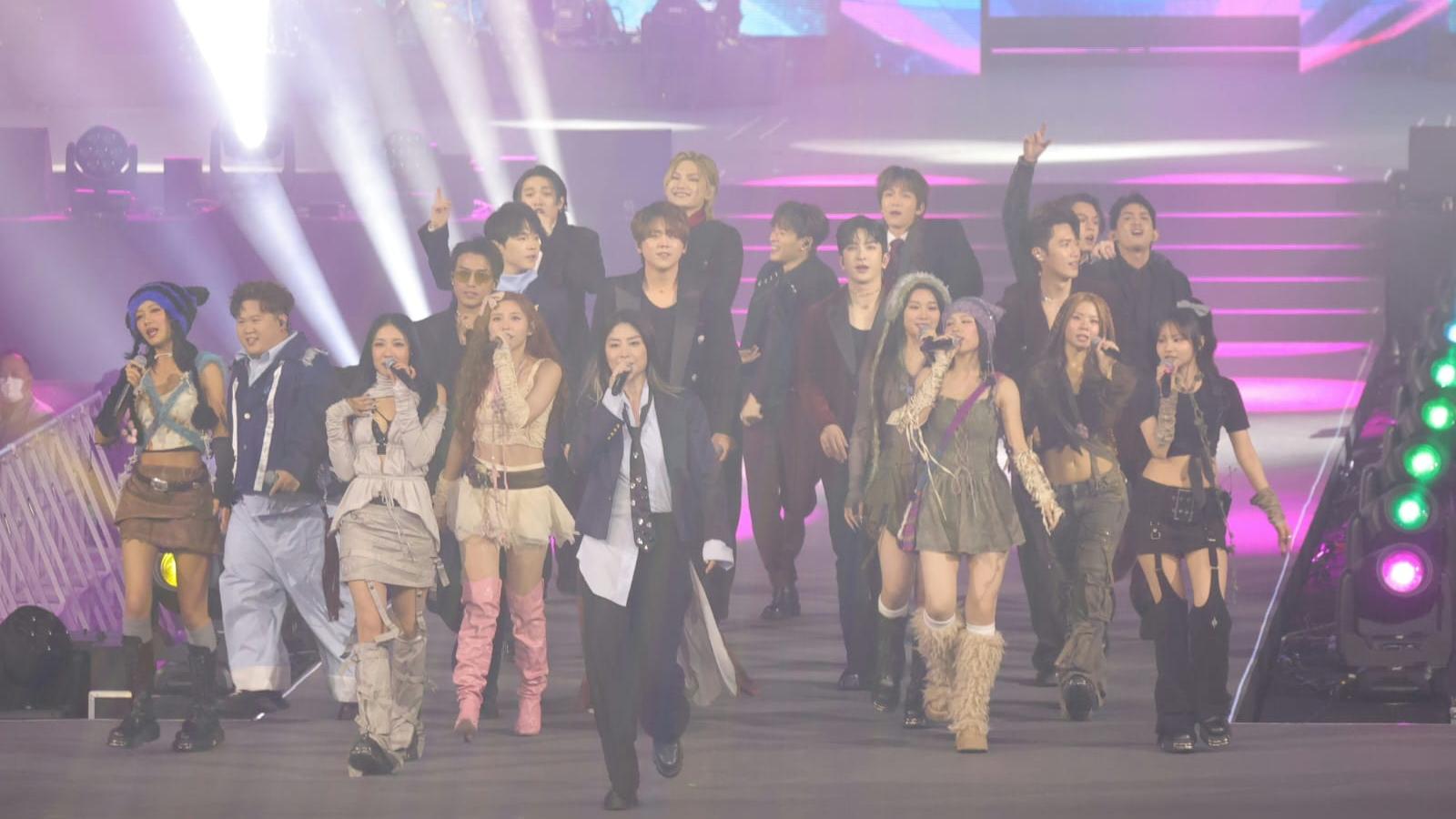 Chill Club頒獎禮2025｜陳慧琳壓軸出場 MIRROR變晒天后dancers | am730